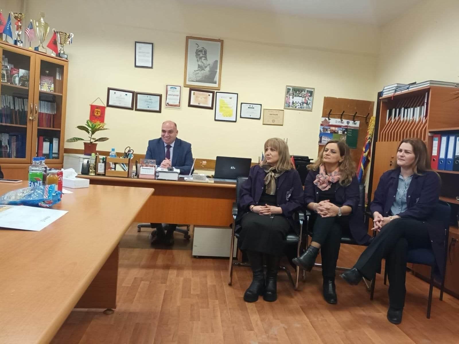 Drejtoria Komunale e Arsimit ka filluar realizimin e objektives së ... Drejtoria Komunale e Arsimit ka filluar realizimin e objektives së ...